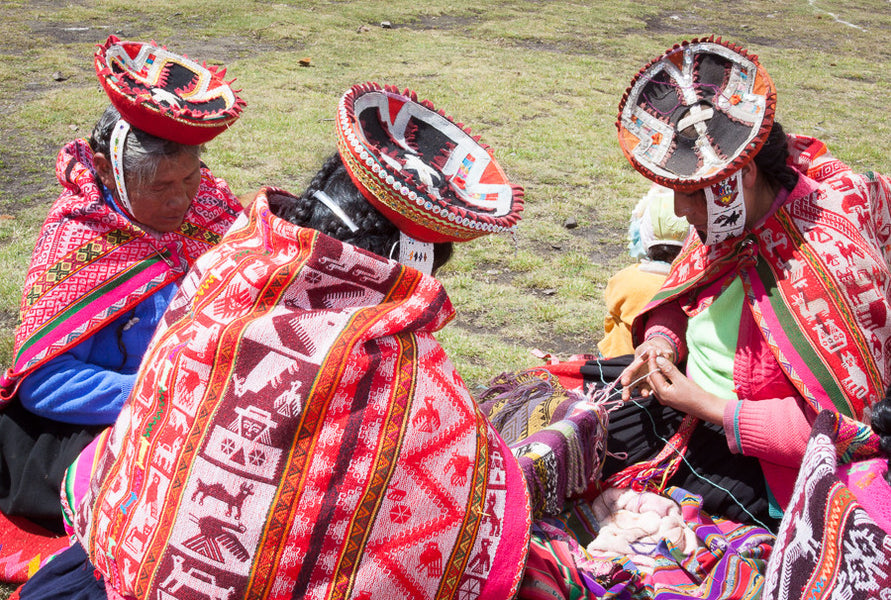 Collecting an order – Threads of Peru