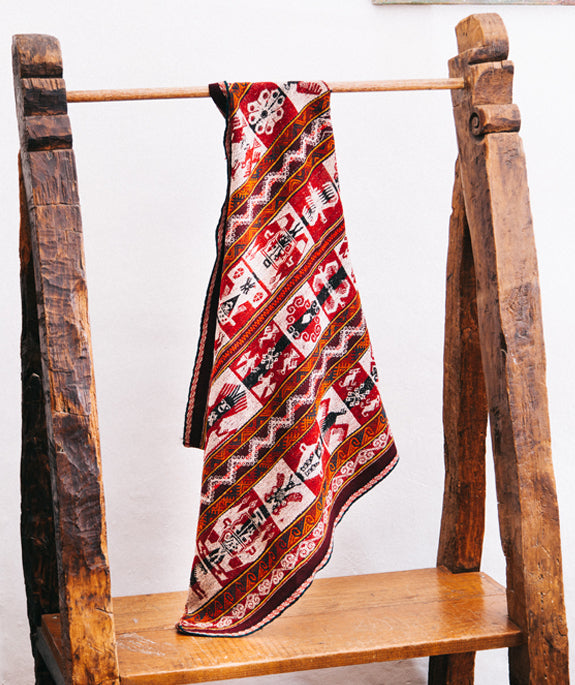 Tupac Amaru Wool Peruvian Manta – Threads of Peru