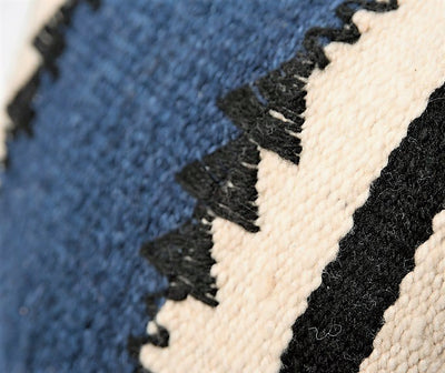 Upis handspun wool pillow - Lake – Threads of Peru